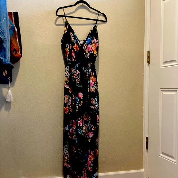 Francesca's Collections | Dresses | Francescas Floral Maxi Dress | Poshmark